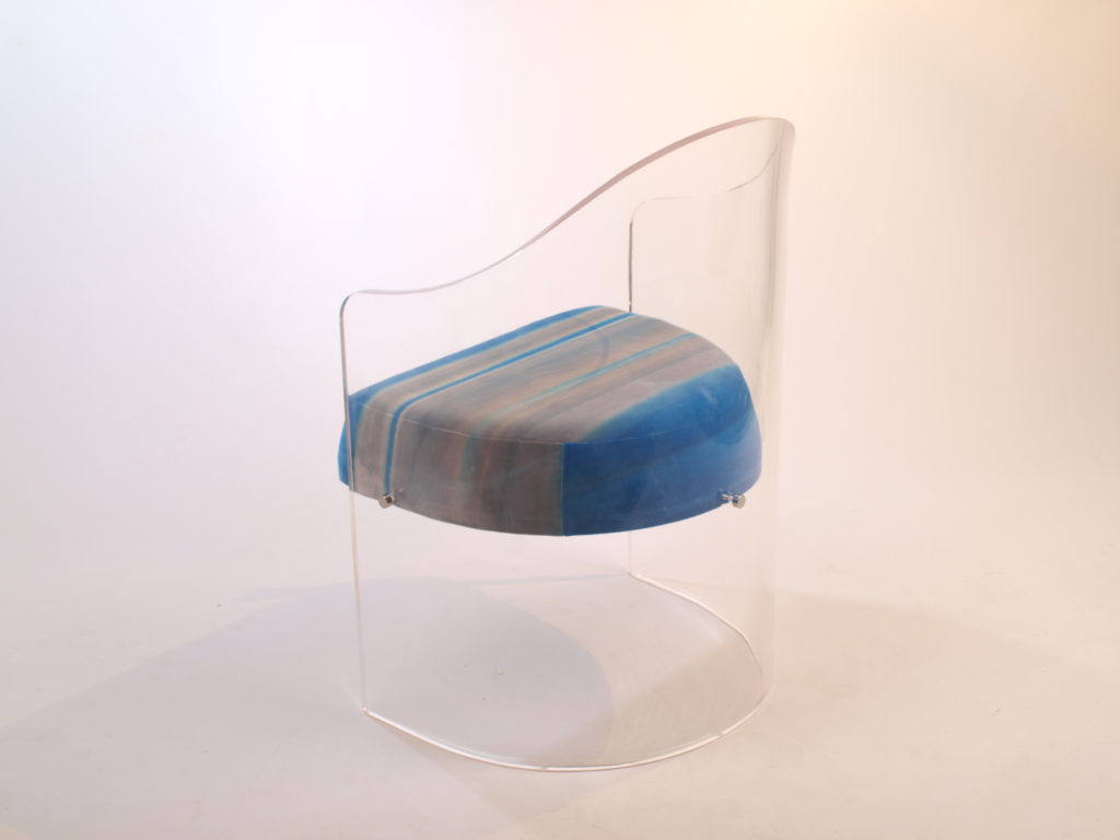 Crescent Chair | Award-Winning Acrylic Chair by Plexi-Craft